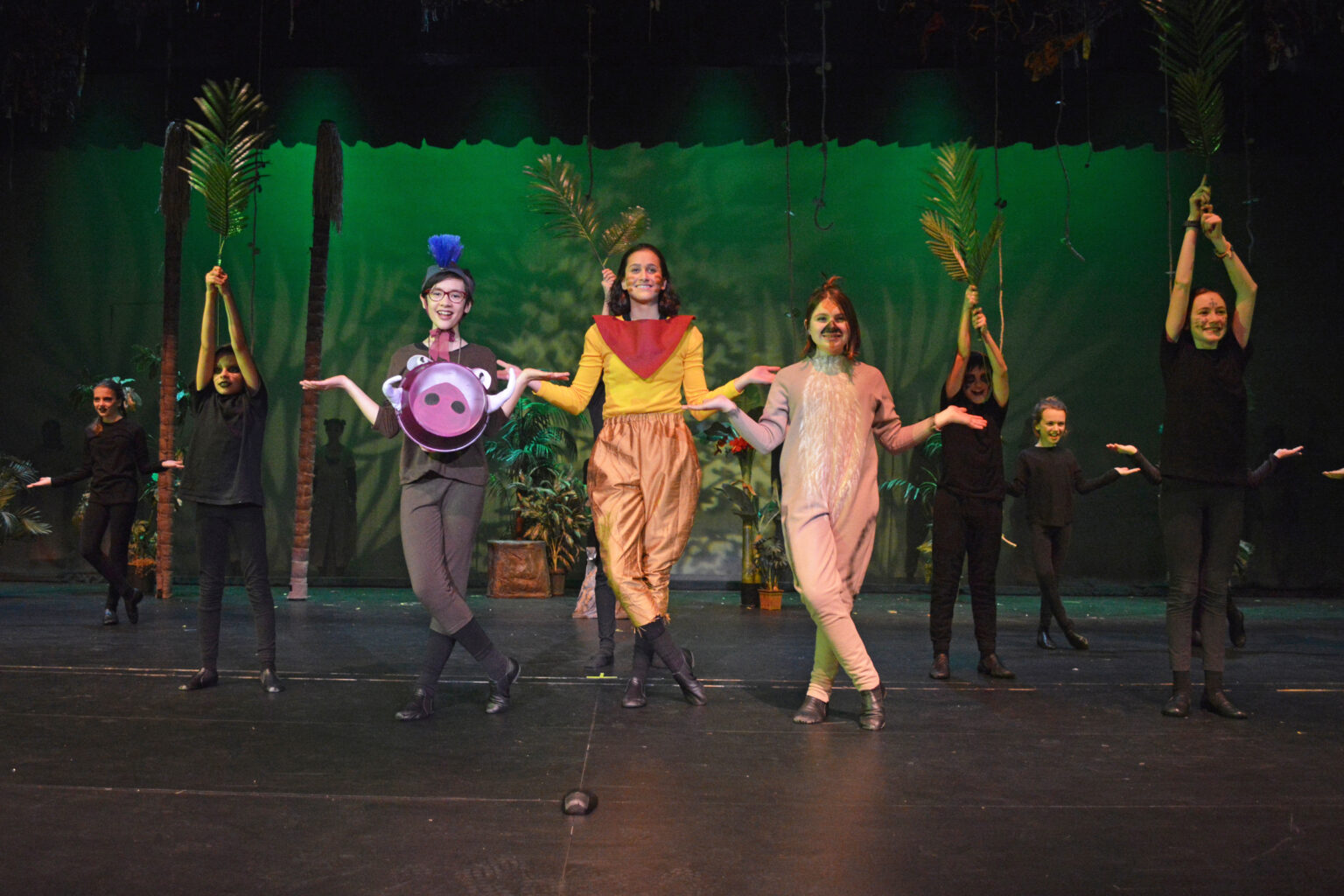 Parker’s Performance Playbook – On Puppets - Encore Stage & Studio